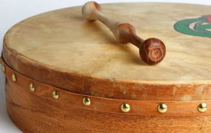 A guide to Ireland’s fascinating bodhrán drum › Bernard’s